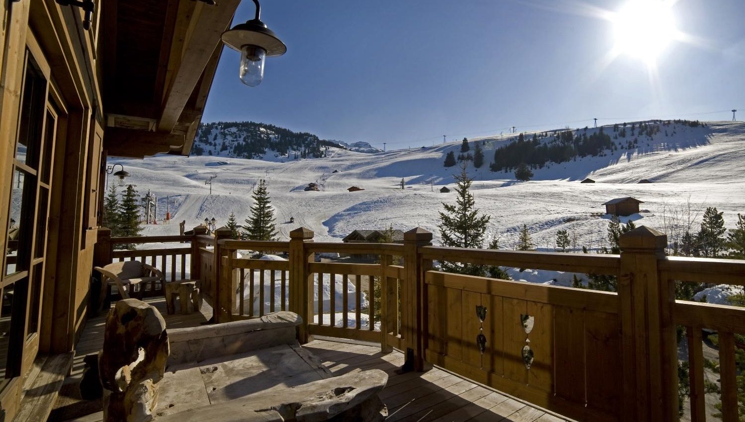 Courchevel 1650 Moriond Luxury Ski Chalets and Resort Information ...