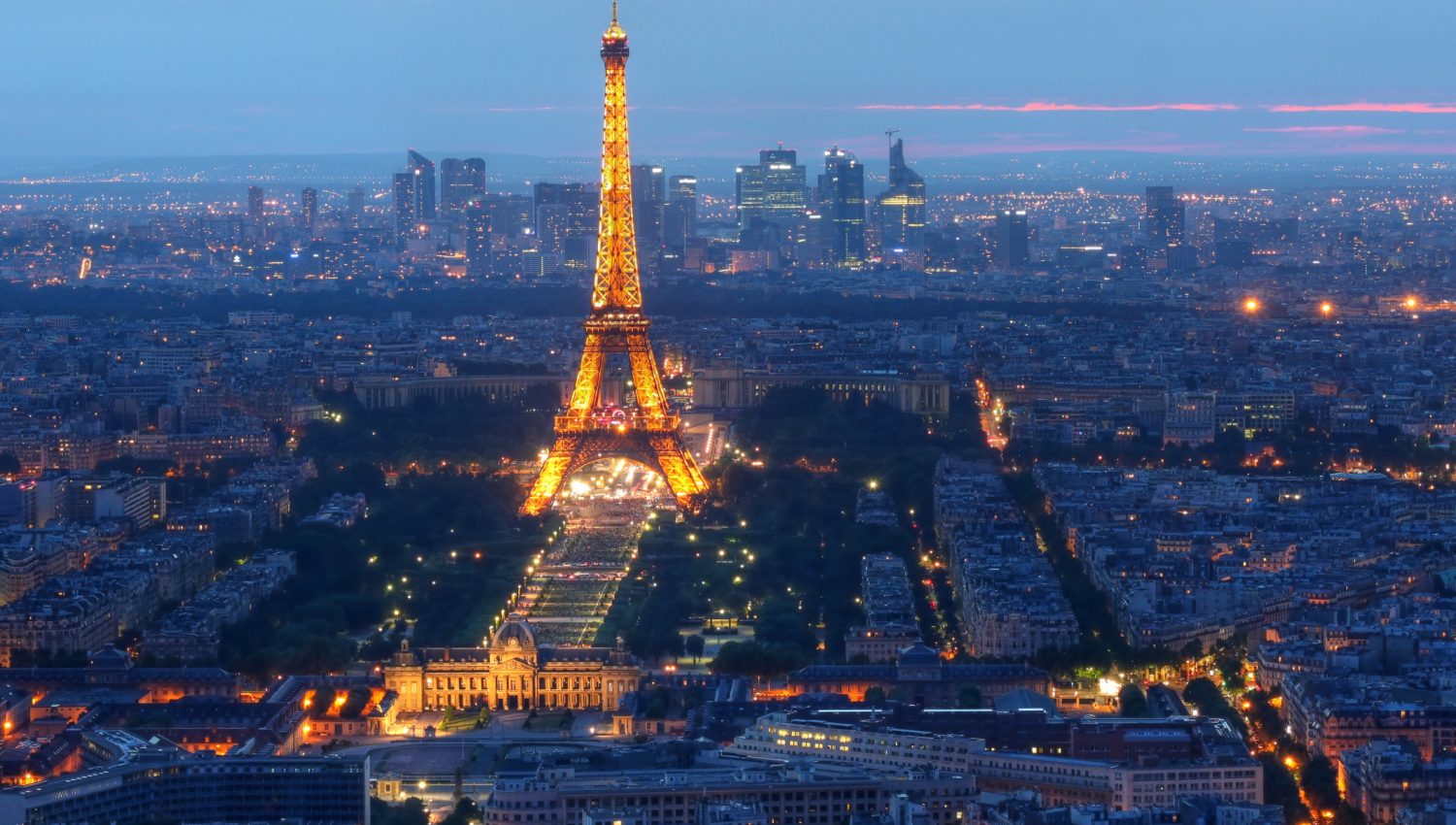 Paris in Summer - White Blancmange